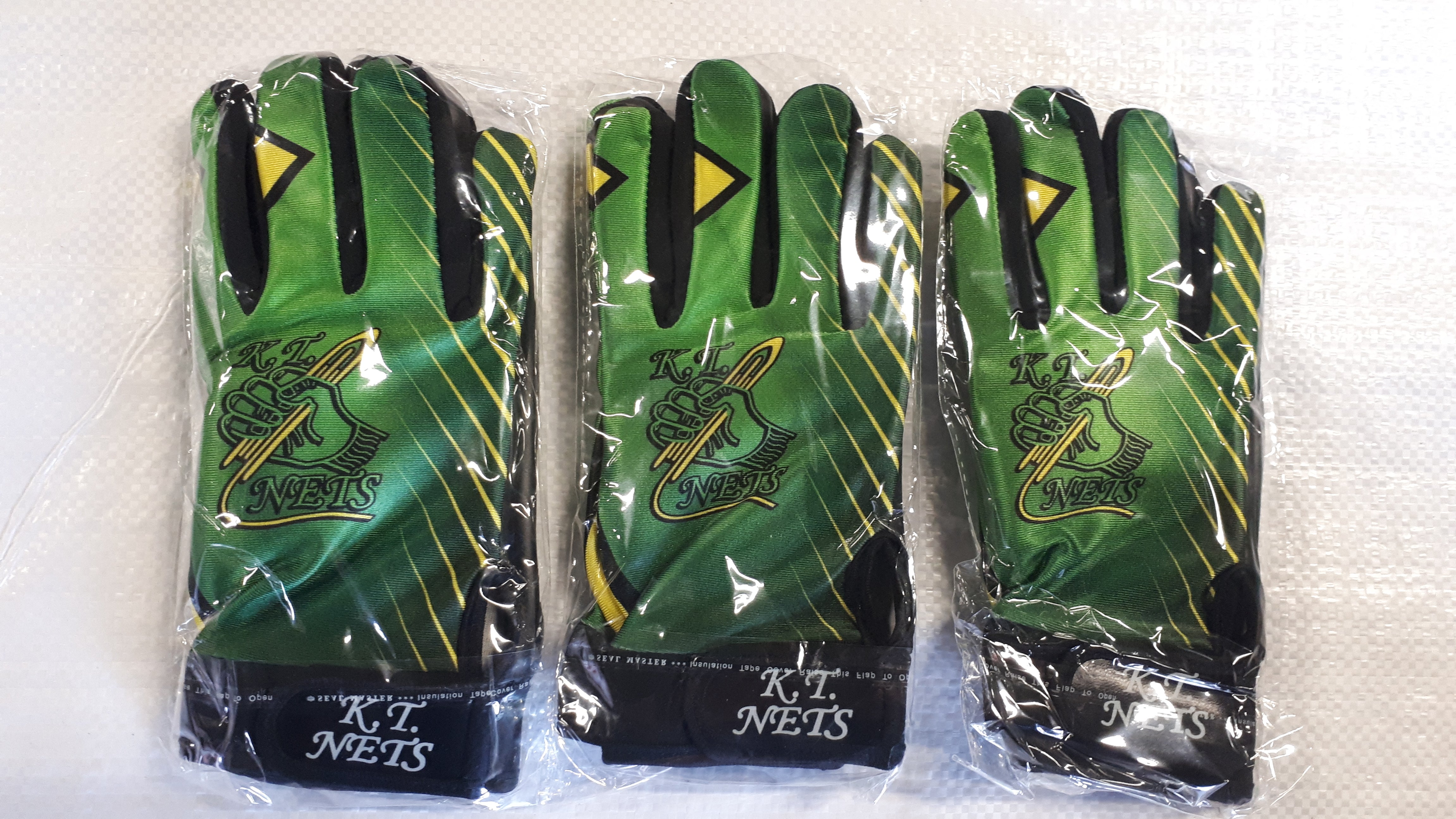 Gaelic Football Gloves — KT Nets